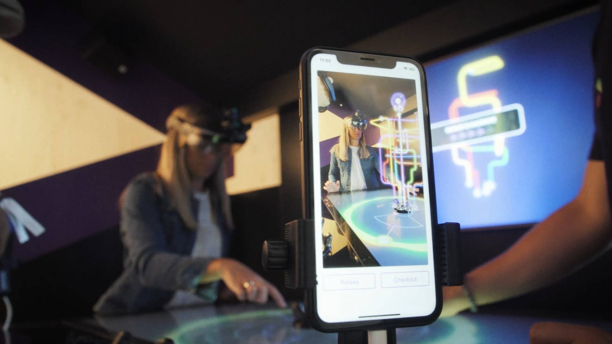 ACCENTURE AR – BUNTSPECHT